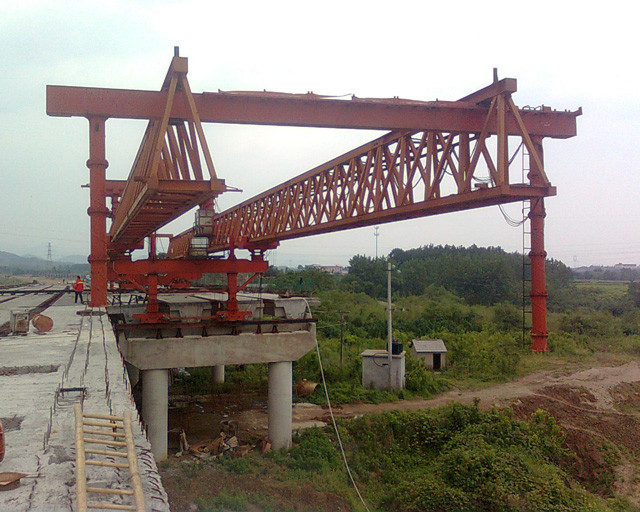 JQG 400T-45M Beam Launcher / Launcher gantry crane for highway/bridge