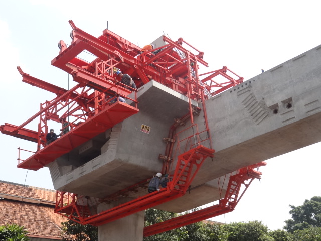 Custom Bridge Beam Segment Lifter With Electric Winches Technical Data